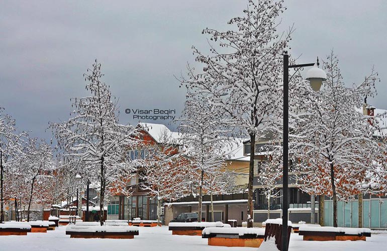 Reshje bore, temperatura të ulëta dhe ngrica na presin në ditët e para ...